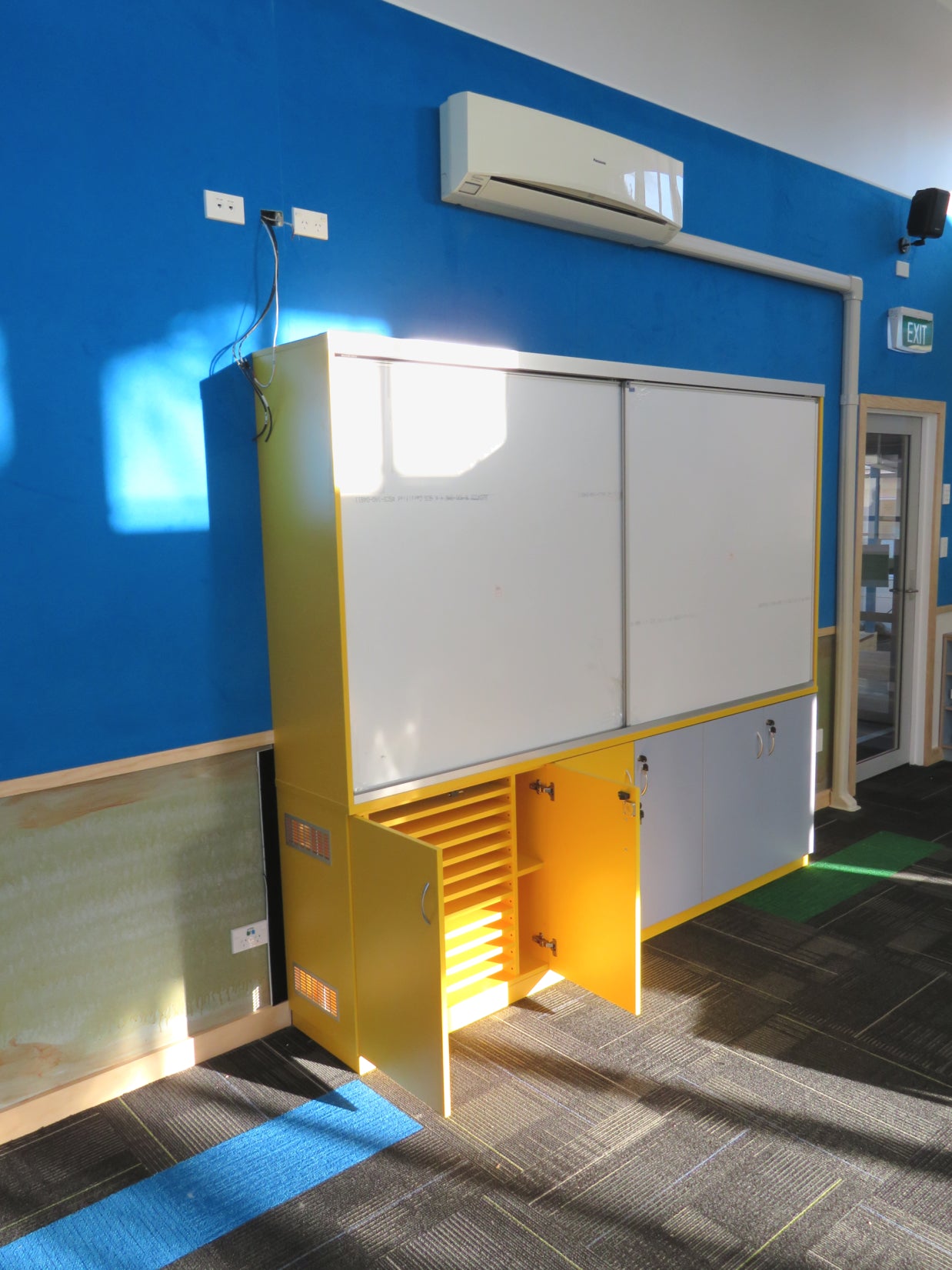 PROWITE™ & WITAX™ magnetic double sliding whiteboards – New Office NZ